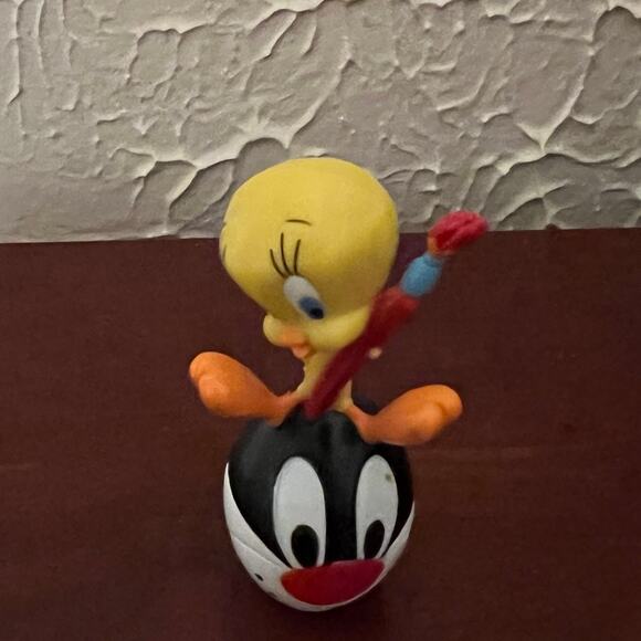 Warner Bros. | Holiday | Vintage 200 Sylvester Tweety Bird Easter Egg ...